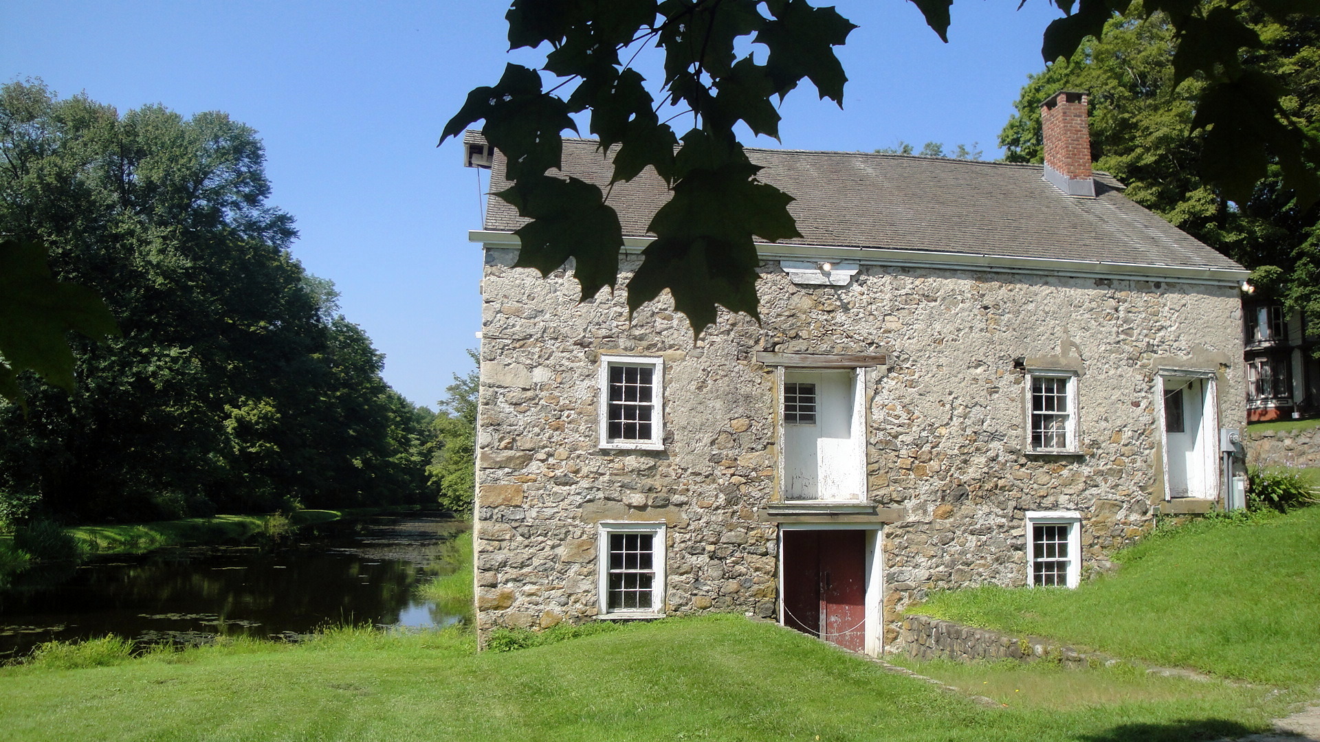 1808 Waterloo Village 12 | (so much world, so little time....)